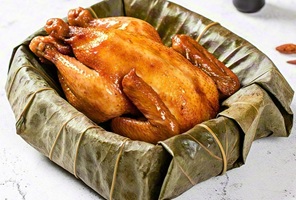 Beggar's Chicken (叫花鸡): A Chinese Delicacy Wrapped in Mud and History ...